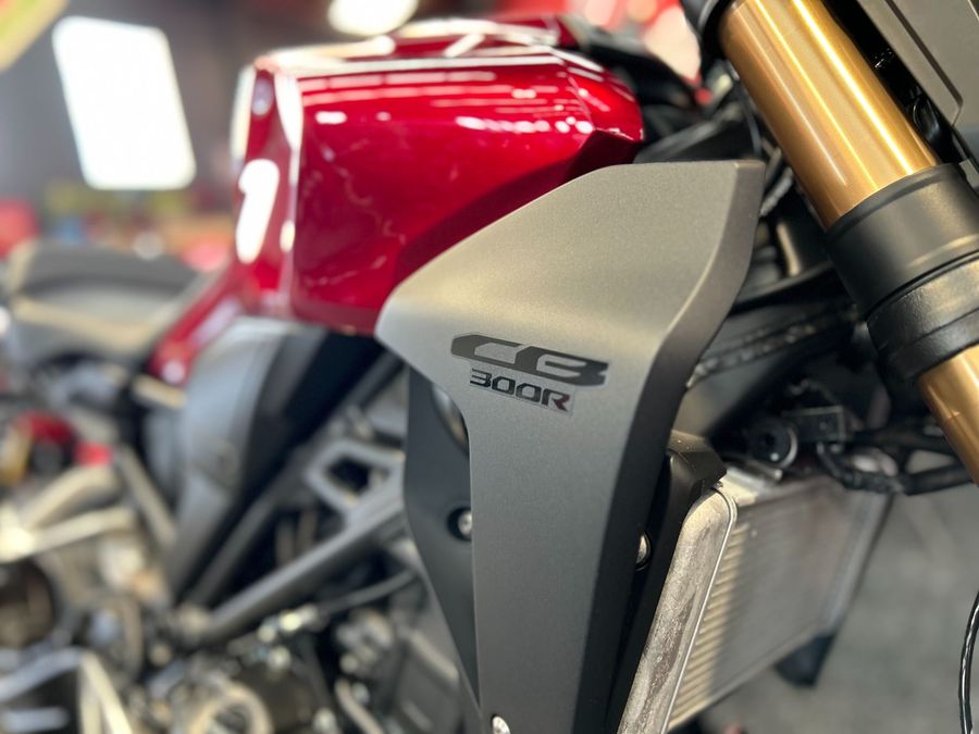 2022 HONDA CB300R - RED - Sold – Casbolts Motorcycles